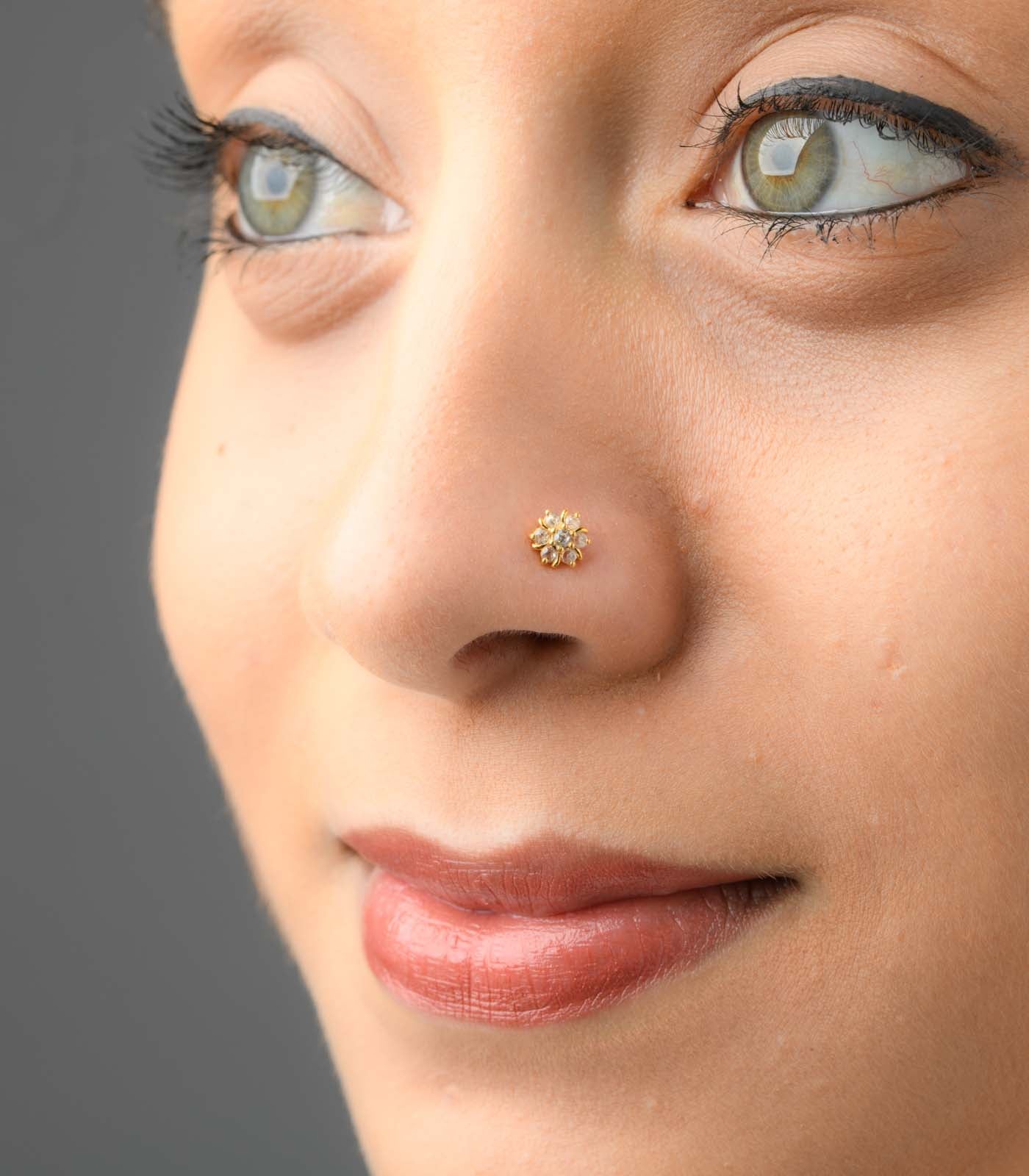 Nose Pin | Buy Angular Flower Nose Pin @OnlinePNG – P. N. Gadgil & Sons Ltd