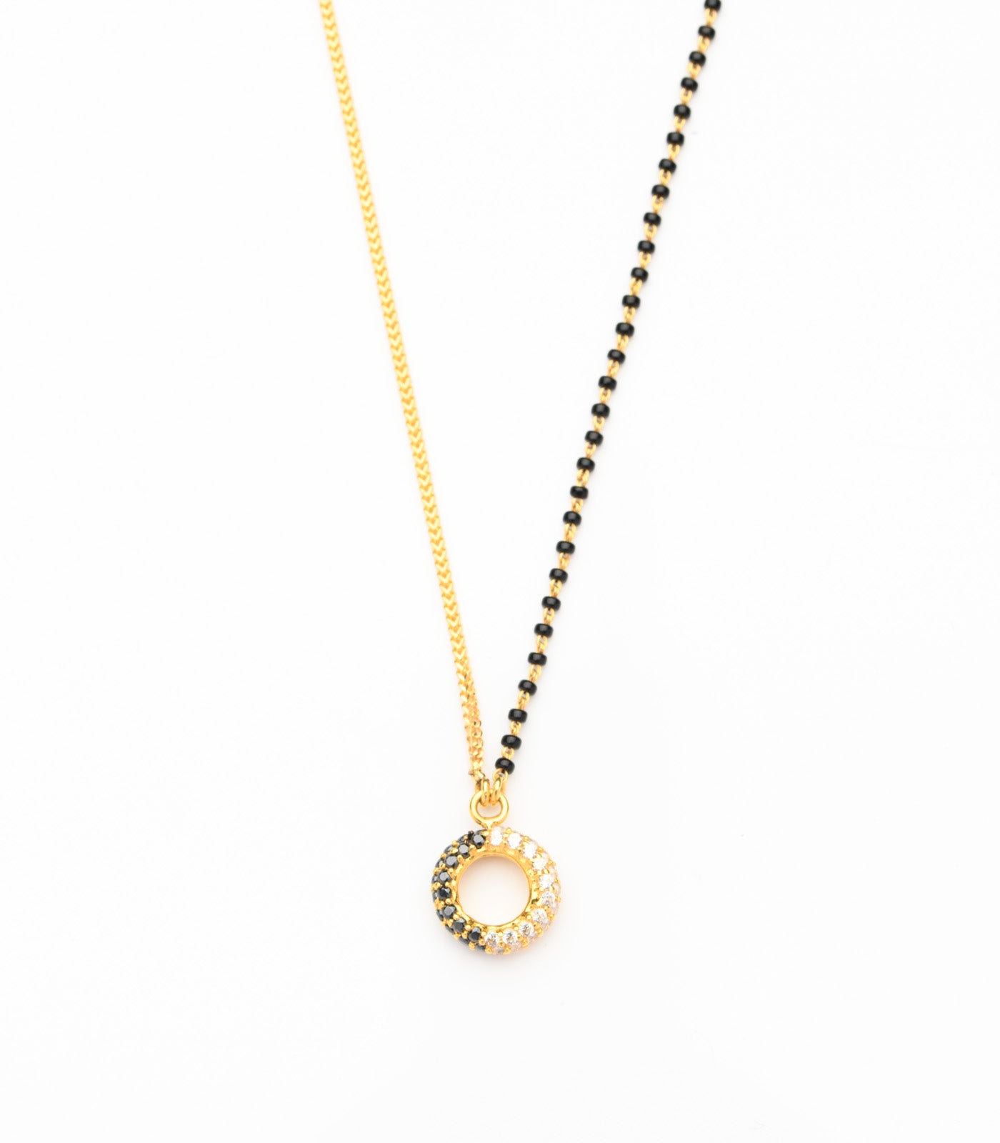 PNG & Sons Loop single beaded Mangalsutra Gold – P. N. Gadgil & Sons Ltd